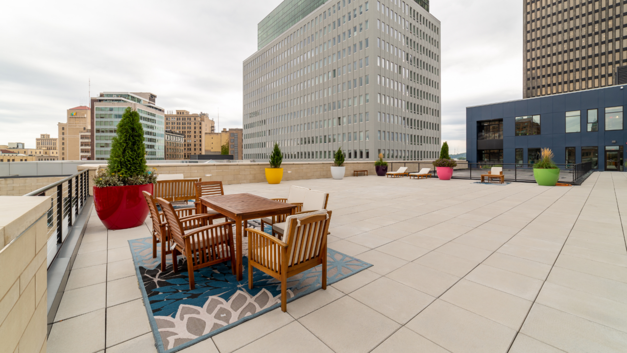 260 East Broad - Buckingham Properties